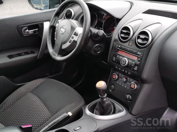 Nissan Qashqai 2007 Ogre, ar dzinēja tilpumu 1.50 L un nobraukumu 271 tūkst. km par 2500 €, foto 9 vietnē AUTOMOTO.COM.LV