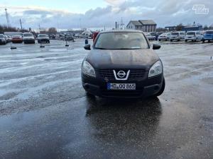 Nissan Qashqai 2007 in Marijampole, with an engine capacity of 1.50 L and mileage of 226 thousand km for 2999 €, photo 6 on AUTOMOTO.COM.LV