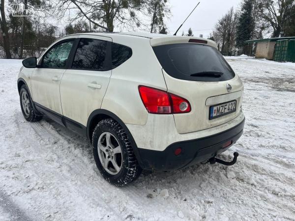 Nissan Qashqai 2007 in Kaunas, with an engine capacity of 1.50 L and mileage of 284 thousand km for 2200 €, photo 3 on AUTOMOTO.COM.LV