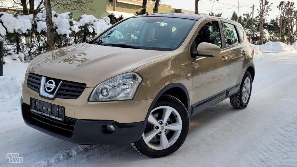 Nissan Qashqai 2007 in Kretinga, with an engine capacity of 1.50 L and mileage of 220 thousand km for 4999 €, photo 2 on AUTOMOTO.COM.LV