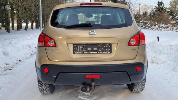 Nissan Qashqai 2007 in Kretinga, with an engine capacity of 1.46 L and mileage of 220 thousand km for 4800 €, photo 6 on AUTOMOTO.COM.LV