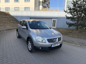 Nissan Qashqai 2007 in Vilnius, with an engine capacity of 2.00 L and mileage of 298 thousand km for 3550 €, photo 3 on AUTOMOTO.COM.LV