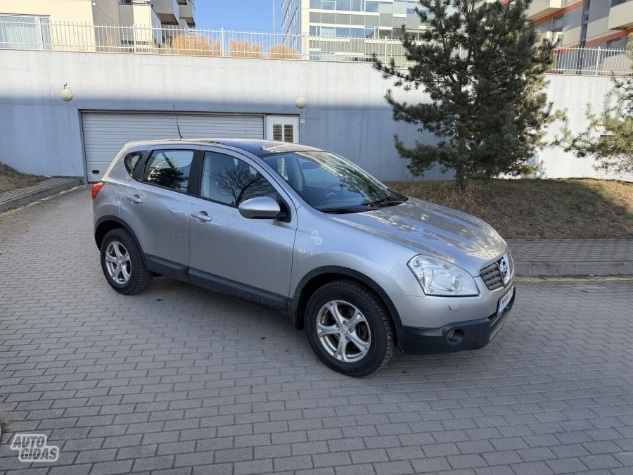 Nissan Qashqai 2007 in Vilnius, with an engine capacity of 2.00 L and mileage of 298 thousand km for 3550 €, photo 4 on AUTOMOTO.COM.LV
