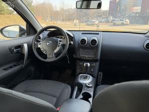 Nissan Qashqai 2007 in Vilnius, with an engine capacity of 2.00 L and mileage of 298 thousand km for 3550 €, photo 15 on AUTOMOTO.COM.LV
