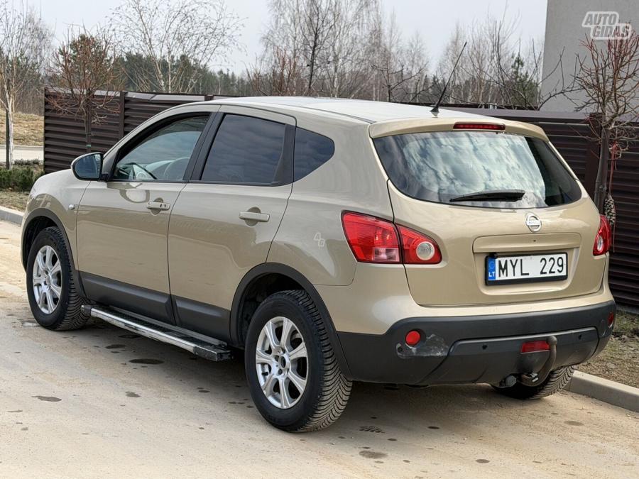 Nissan Qashqai 2007 in Vilnius, with an engine capacity of 2.00 L and mileage of 284 thousand km for 4400 €, photo 8 on AUTOMOTO.COM.LV