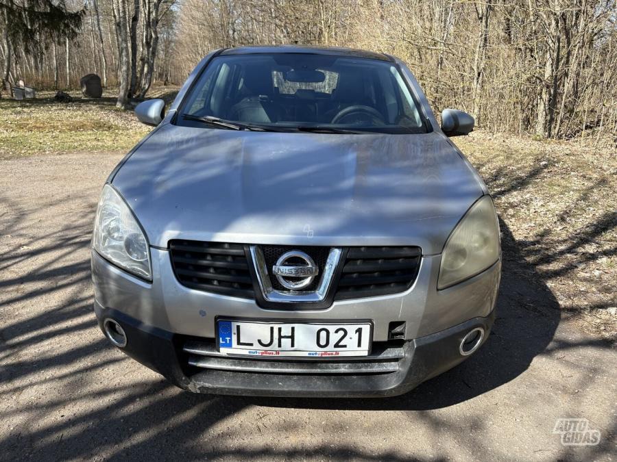 Nissan Qashqai 2007 in Vilnius, with an engine capacity of 1.50 L and mileage of 430 thousand km for 1500 €, photo 6 on AUTOMOTO.COM.LV