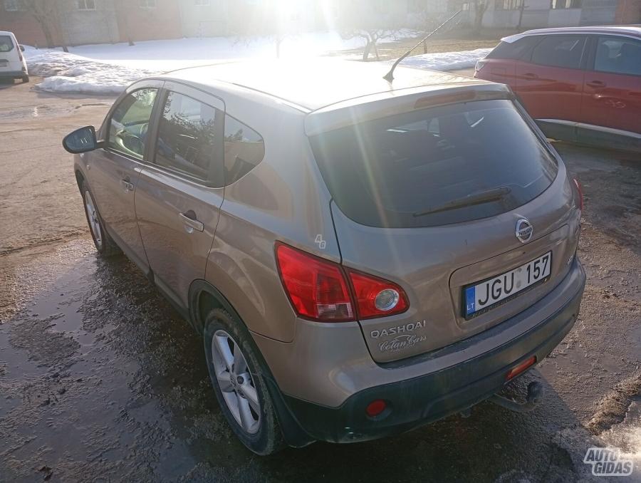 Nissan Qashqai 2007 in Joniskis, with an engine capacity of 1.50 L and mileage of 25 thousand km for 2650 €, photo 4 on AUTOMOTO.COM.LV