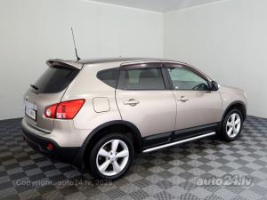 Nissan Qashqai 2007 Tallina, ar dzinēja tilpumu 2.00 L un nobraukumu 253 tūkst. km par 2799 €, foto 4 vietnē AUTOMOTO.COM.LV
