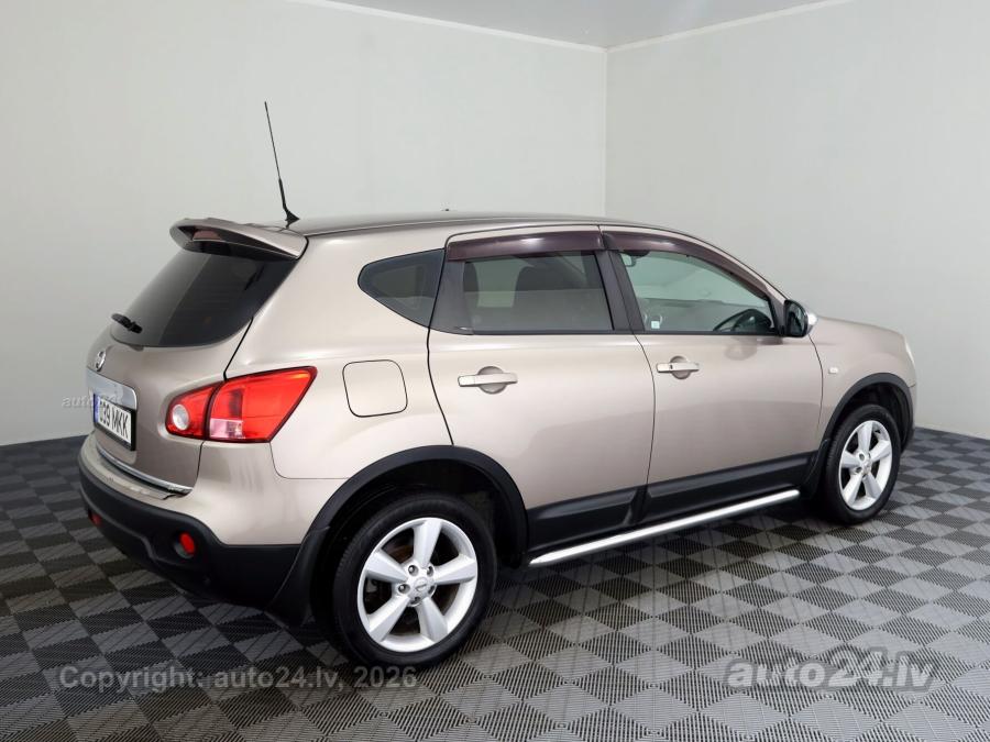 Nissan Qashqai 2007 Tallina, ar dzinēja tilpumu 2.00 L un nobraukumu 253 tūkst. km par 2799 €, foto 4 vietnē AUTOMOTO.COM.LV