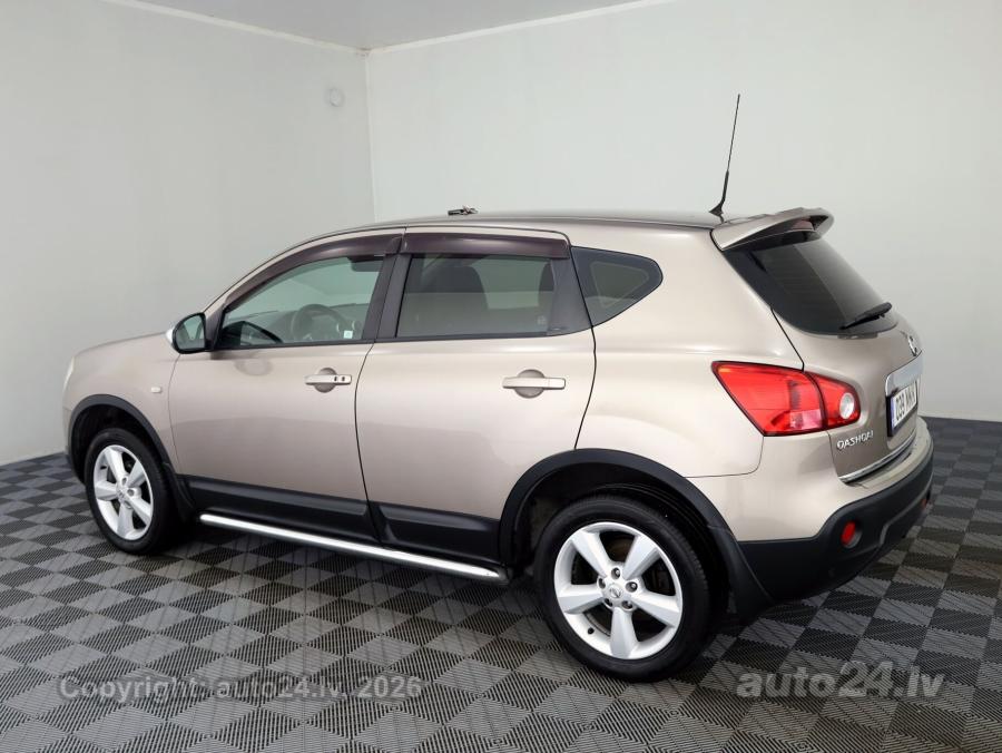 Nissan Qashqai 2007 Tallina, ar dzinēja tilpumu 2.00 L un nobraukumu 253 tūkst. km par 2799 €, foto 5 vietnē AUTOMOTO.COM.LV
