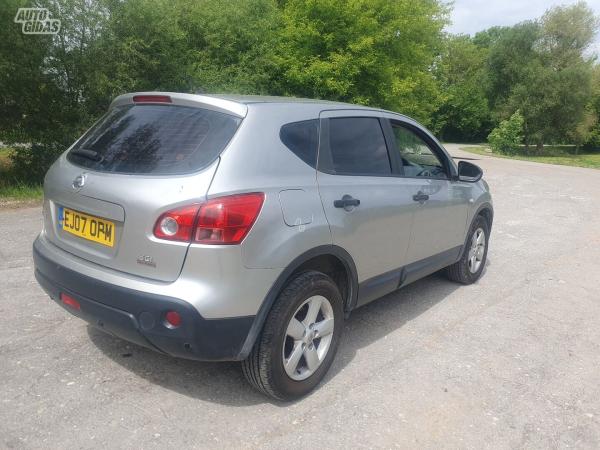 Nissan Qashqai 2007 in Vilnius, with an engine capacity of 1.50 L and mileage of 1807 thousand km for 950 €, photo 2 on AUTOMOTO.COM.LV