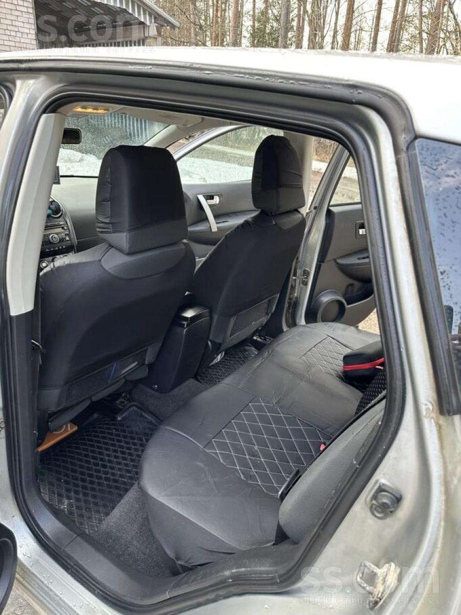 Nissan Qashqai 2007 in Riga, with an engine capacity of 2.00 L and mileage of 350 thousand km for 2800 €, photo 9 on AUTOMOTO.COM.LV
