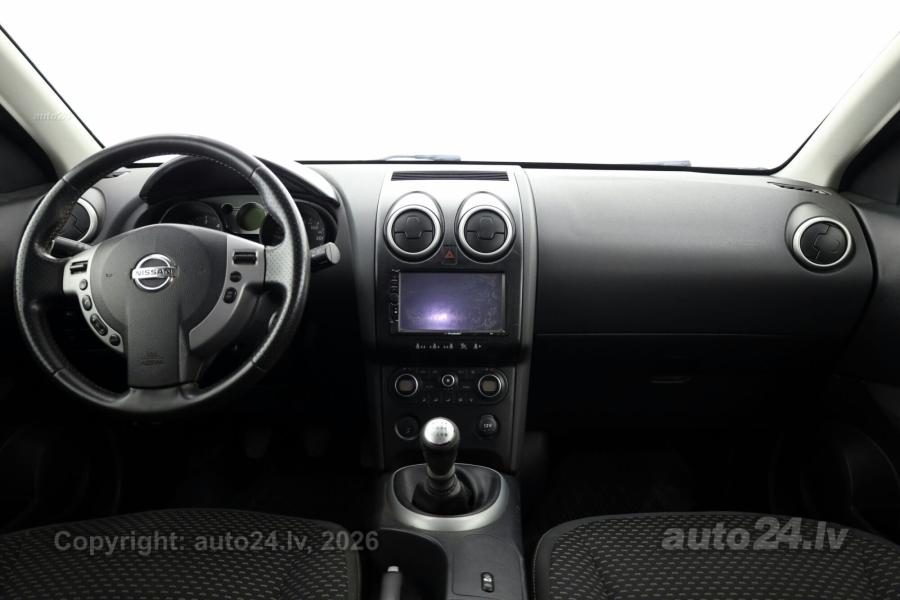 Nissan Qashqai 2007 in Tallinn, with an engine capacity of 1.50 L and mileage of 319 thousand km for 2499 €, photo 6 on AUTOMOTO.COM.LV