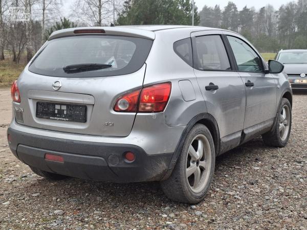 Nissan Qashqai 2008 Šilutė, ar dzinēja tilpumu 1.50 L un nobraukumu 300 tūkst. km par 1250 €, foto 3 vietnē AUTOMOTO.COM.LV