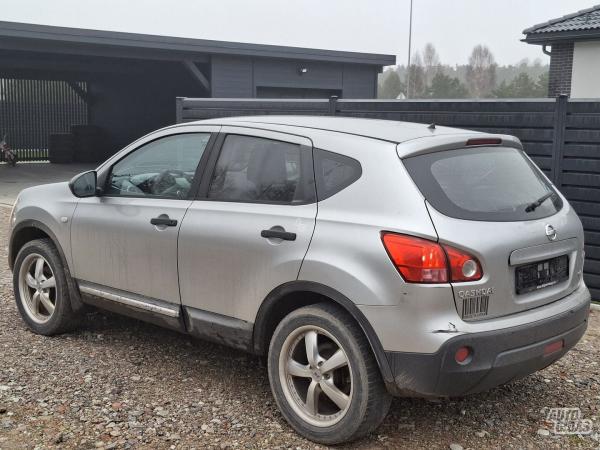 Nissan Qashqai 2008 Šilutė, ar dzinēja tilpumu 1.50 L un nobraukumu 300 tūkst. km par 1250 €, foto 3 vietnē AUTOMOTO.COM.LV