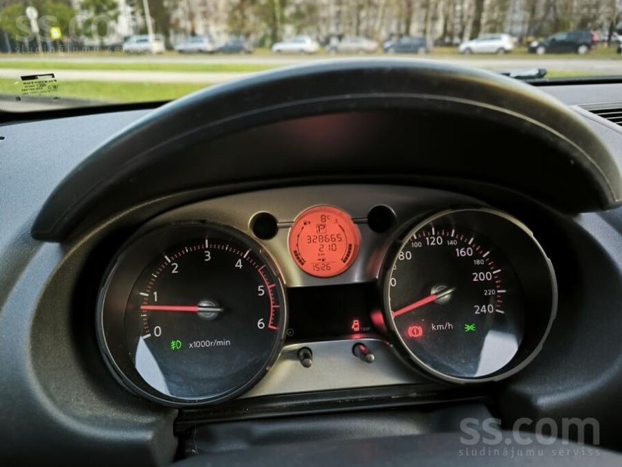 Nissan Qashqai 2008 in Riga, with an engine capacity of 2.00 L and mileage of 329 thousand km for 3900 €, photo 19 on AUTOMOTO.COM.LV
