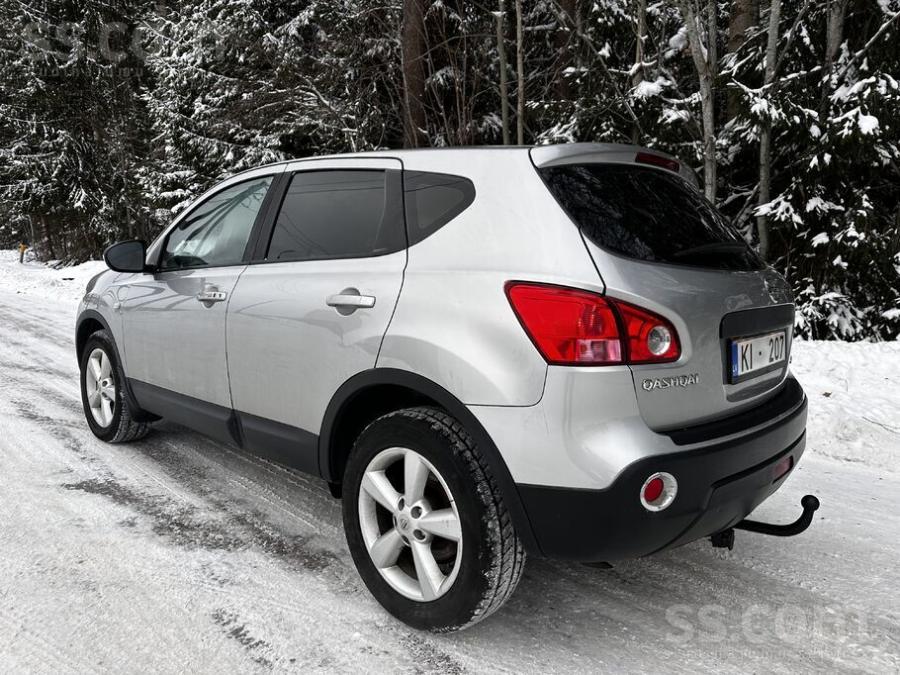 Nissan Qashqai 2008 Rīga, ar dzinēja tilpumu 2.00 L un nobraukumu 220 tūkst. km par 4800 €, foto 4 vietnē AUTOMOTO.COM.LV