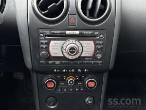 Nissan Qashqai 2008 Rīga, ar dzinēja tilpumu 2.00 L un nobraukumu 220 tūkst. km par 4800 €, foto 12 vietnē AUTOMOTO.COM.LV