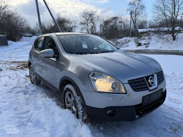 Nissan Qashqai 2008 Viļņa, ar dzinēja tilpumu 2.00 L un nobraukumu 301 tūkst. km par 3700 €, foto 1 vietnē AUTOMOTO.COM.LV