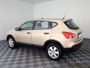 Nissan Qashqai 2008 in Tallinn, with an engine capacity of 1.60 L and mileage of 182 thousand km for 2199 €, photo 4 on AUTOMOTO.COM.LV