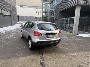 Nissan Qashqai 2008 in Vilnius, with an engine capacity of 2.00 L and mileage of 298 thousand km for 3750 €, photo 3 on AUTOMOTO.COM.LV
