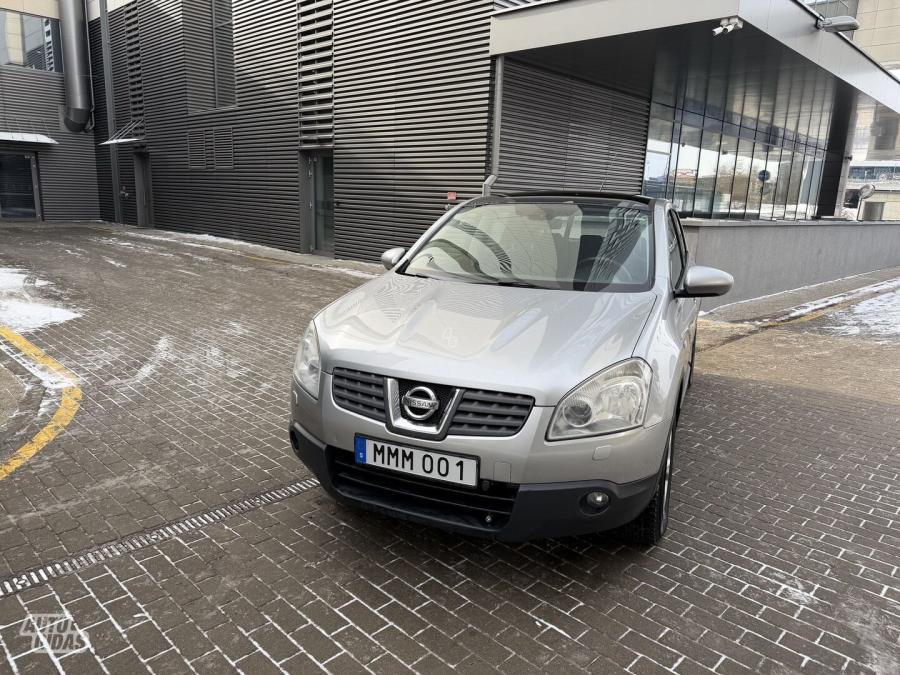 Nissan Qashqai 2008 in Vilnius, with an engine capacity of 2.00 L and mileage of 298 thousand km for 3750 €, photo 7 on AUTOMOTO.COM.LV