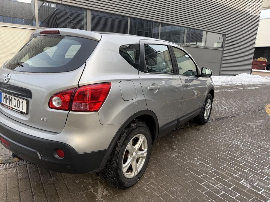 Nissan Qashqai 2008 in Vilnius, with an engine capacity of 2.00 L and mileage of 298 thousand km for 3750 €, photo 13 on AUTOMOTO.COM.LV