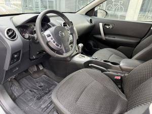Nissan Qashqai 2008 in Vilnius, with an engine capacity of 2.00 L and mileage of 298 thousand km for 3750 €, photo 17 on AUTOMOTO.COM.LV