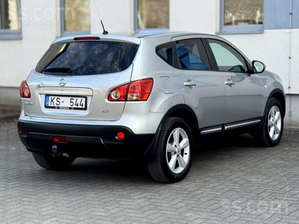 Nissan Qashqai 2008 in Jelgava, with an engine capacity of 1.50 L and mileage of 315 thousand km for 2950 €, photo 7 on AUTOMOTO.COM.LV