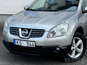 Nissan Qashqai 2008 in Jelgava, with an engine capacity of 1.50 L and mileage of 315 thousand km for 2950 €, photo 10 on AUTOMOTO.COM.LV