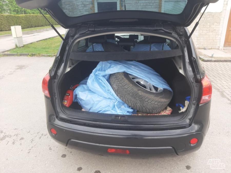 Nissan Qashqai 2008 Jonava, ar dzinēja tilpumu 1.50 L un nobraukumu 340 tūkst. km par 2500 €, foto 4 vietnē AUTOMOTO.COM.LV