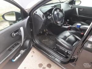 Nissan Qashqai 2008 Jonava, ar dzinēja tilpumu 1.50 L un nobraukumu 340 tūkst. km par 2500 €, foto 10 vietnē AUTOMOTO.COM.LV