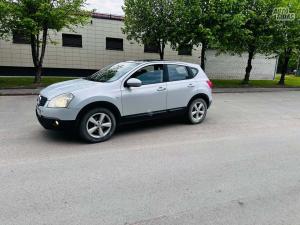 Nissan Qashqai 2008 in Telschi, with an engine capacity of 1.50 L and mileage of 300 thousand km for 1650 €, photo 3 on AUTOMOTO.COM.LV