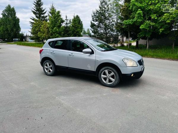 Nissan Qashqai 2008 in Telschi, with an engine capacity of 1.50 L and mileage of 300 thousand km for 1650 €, photo 8 on AUTOMOTO.COM.LV