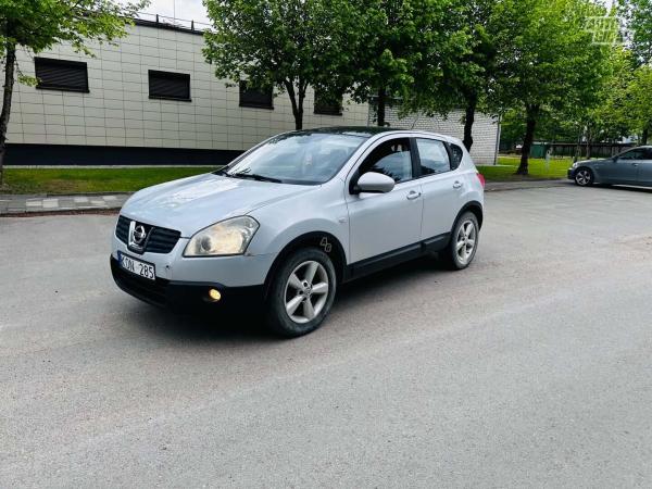 Nissan Qashqai 2008 in Telschi, with an engine capacity of 1.50 L and mileage of 300 thousand km for 1650 €, photo 9 on AUTOMOTO.COM.LV