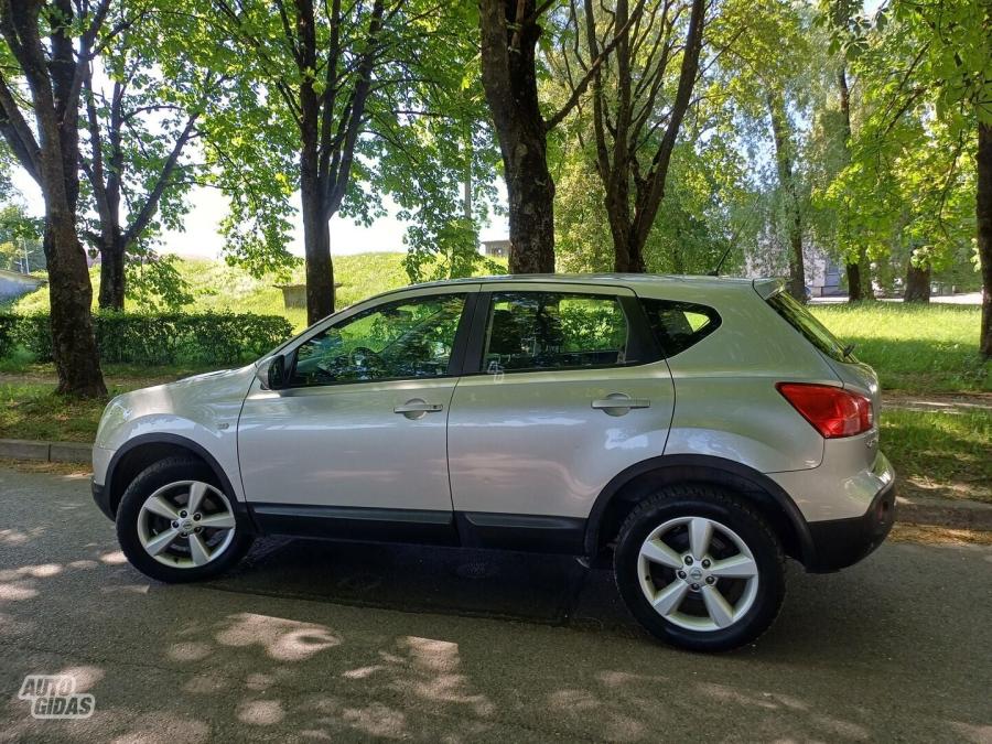 Nissan Qashqai 2008 Kauņa, ar dzinēja tilpumu 2.00 L un nobraukumu 30 tūkst. km par 3400 €, foto 1 vietnē AUTOMOTO.COM.LV