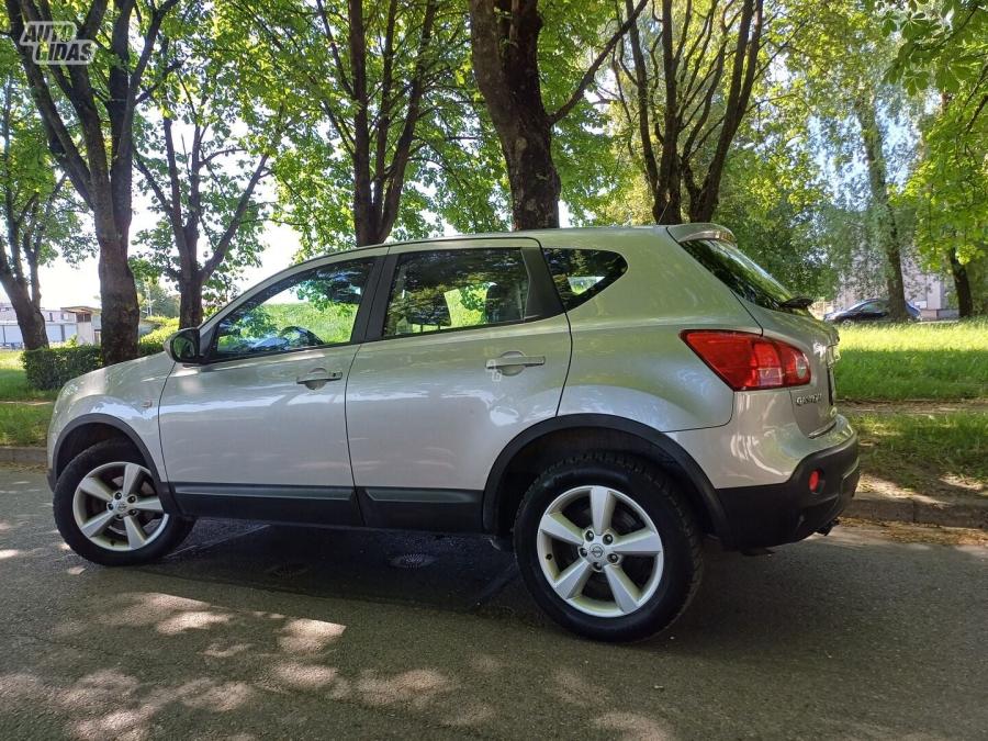 Nissan Qashqai 2008 Kauņa, ar dzinēja tilpumu 2.00 L un nobraukumu 318 tūkst. km par 3250 €, foto 4 vietnē AUTOMOTO.COM.LV