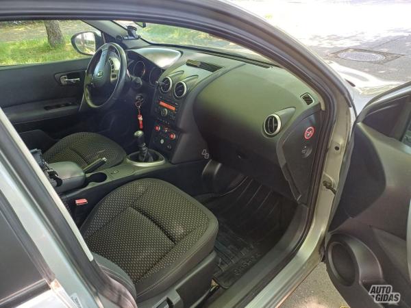 Nissan Qashqai 2008 Kauņa, ar dzinēja tilpumu 2.00 L un nobraukumu 318 tūkst. km par 3250 €, foto 3 vietnē AUTOMOTO.COM.LV