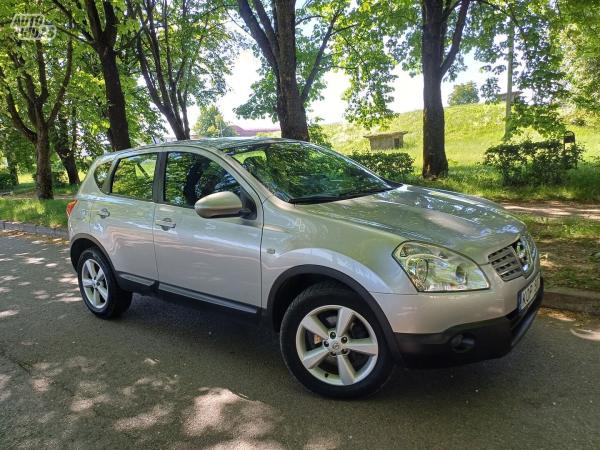 Nissan Qashqai 2008 in Kaunas, with an engine capacity of 2.00 L and mileage of 318 thousand km for 3250 €, photo 6 on AUTOMOTO.COM.LV