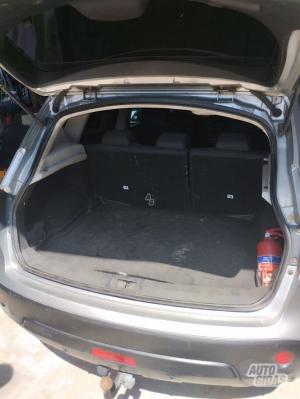 Nissan Qashqai 2008 Šilutė, ar dzinēja tilpumu 1.60 L un nobraukumu 248 tūkst. km par 2800 €, foto 9 vietnē AUTOMOTO.COM.LV