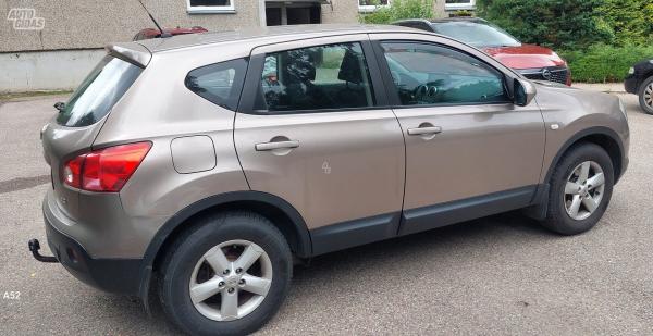 Nissan Qashqai 2008 in Vilnius, with an engine capacity of 2.00 L and mileage of 233 thousand km for 5650 €, photo 2 on AUTOMOTO.COM.LV
