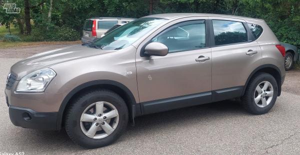 Nissan Qashqai 2008 in Vilnius, with an engine capacity of 2.00 L and mileage of 233 thousand km for 5650 €, photo 4 on AUTOMOTO.COM.LV