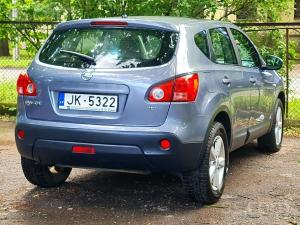 Nissan Qashqai 2008 in Riga, with an engine capacity of 2.00 L and mileage of 273 thousand km for 3300 €, photo 5 on AUTOMOTO.COM.LV