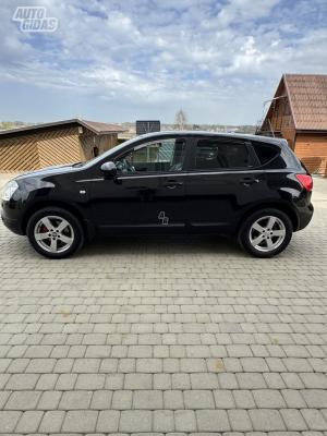 Nissan Qashqai 2008 Viļņa, ar dzinēja tilpumu 1.50 L un nobraukumu 286 tūkst. km par 3650 €, foto 3 vietnē AUTOMOTO.COM.LV