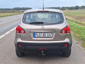 Nissan Qashqai 2008 in Mazeikiai, with an engine capacity of 1.50 L and mileage of 181 thousand km for 4550 €, photo 9 on AUTOMOTO.COM.LV