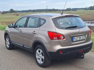 Nissan Qashqai 2008 in Mazeikiai, with an engine capacity of 1.50 L and mileage of 181 thousand km for 4550 €, photo 11 on AUTOMOTO.COM.LV