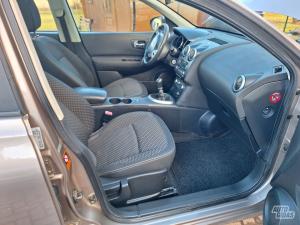 Nissan Qashqai 2008 in Mazeikiai, with an engine capacity of 1.50 L and mileage of 181 thousand km for 4550 €, photo 17 on AUTOMOTO.COM.LV