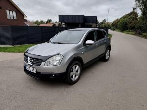 Nissan Qashqai 2008 in Siauliai, with an engine capacity of 2.00 L and mileage of 269 thousand km for 3000 €, photo 3 on AUTOMOTO.COM.LV