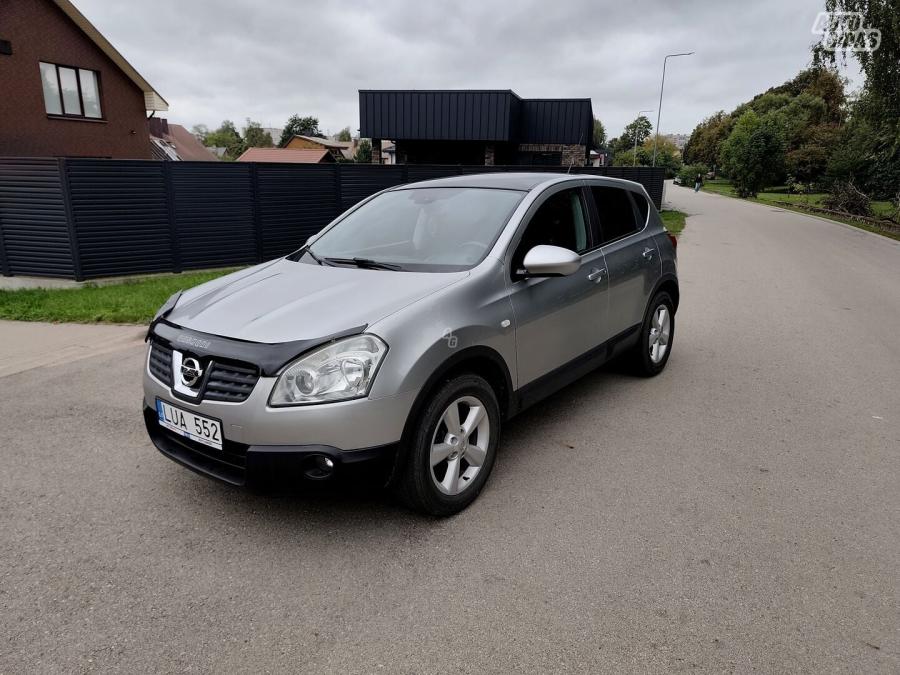 Nissan Qashqai 2008 in Siauliai, with an engine capacity of 2.00 L and mileage of 269 thousand km for 3000 €, photo 3 on AUTOMOTO.COM.LV
