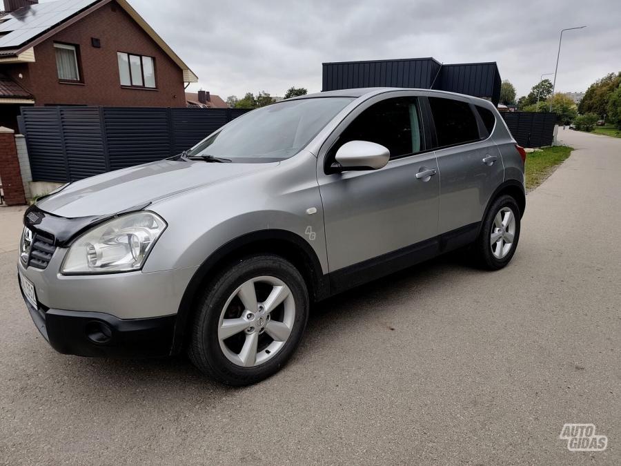 Nissan Qashqai 2008 in Siauliai, with an engine capacity of 2.00 L and mileage of 269 thousand km for 3000 €, photo 11 on AUTOMOTO.COM.LV